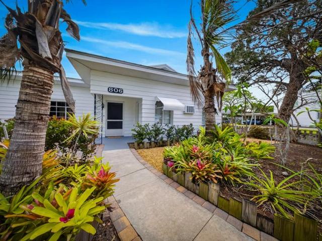 806 S 7th St, Fort Pierce, FL 34950