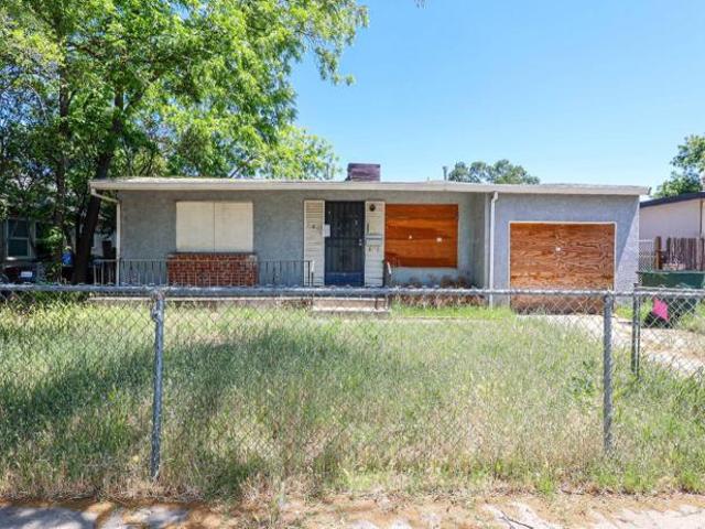 806 S Filbert St, Stockton, CA 95205