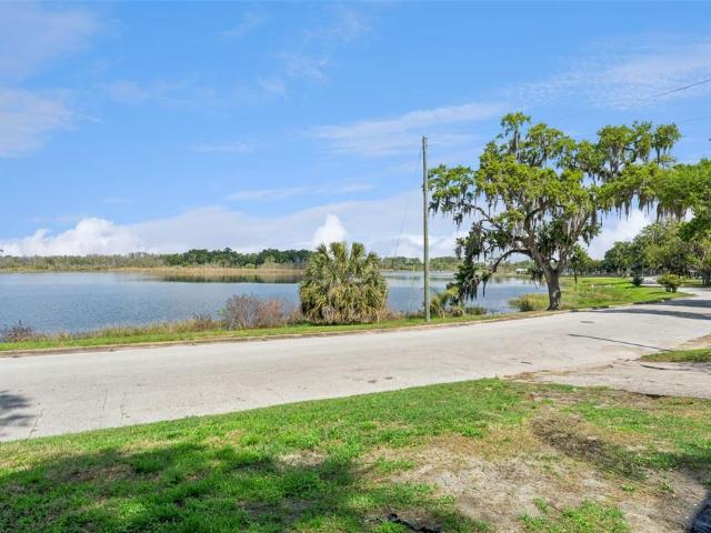 806 S Main Ave, Groveland, FL 34736 | MLS #O6394 | Compass
