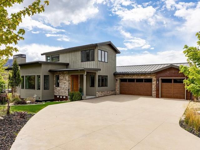 806 S Summit Creek Dr, Woodland Hills, UT 84653