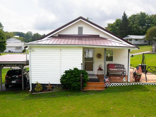 806 Southwest Nash Street