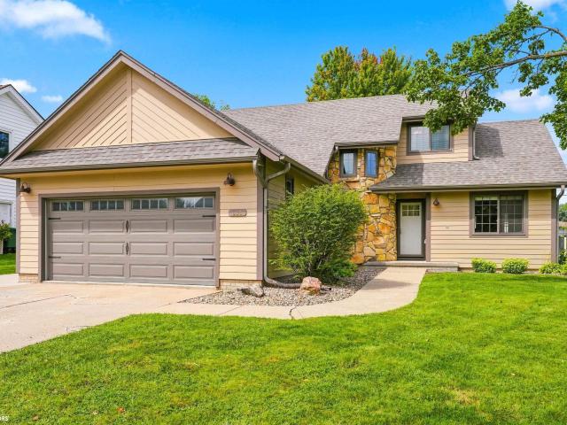 806 SE Richland Circle