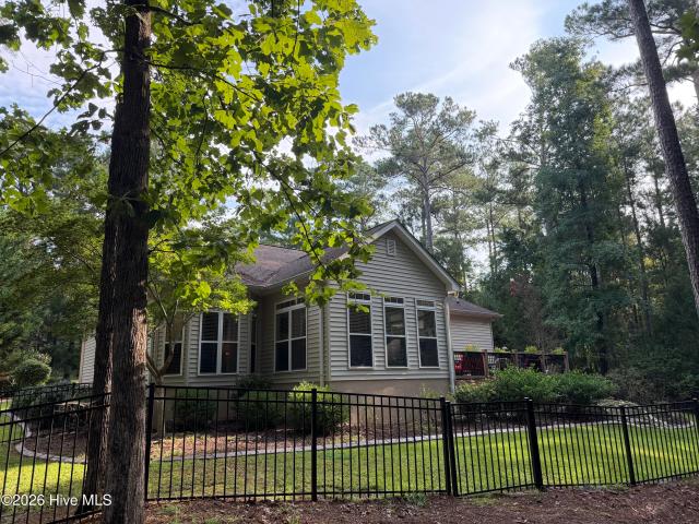 806 Sturbridge Drive