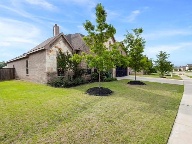 806 Summer Grove Drive