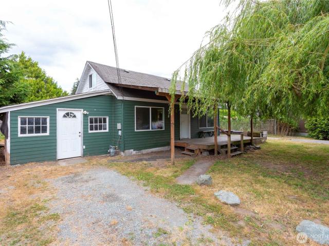 806 Pacific Street