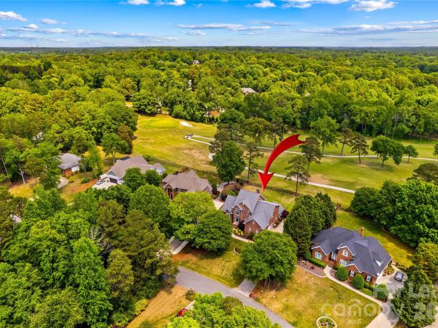 806 Pine Forest Road