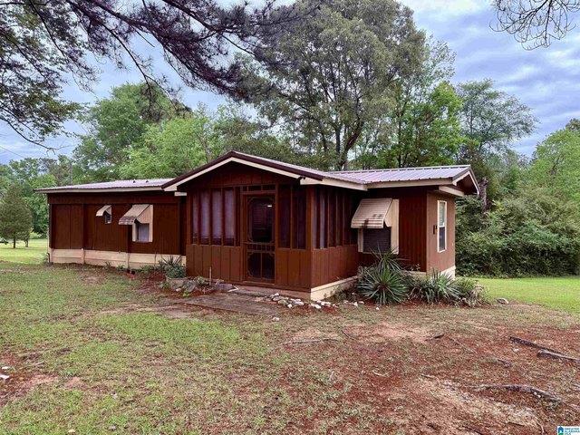 806 Pine Grove Rd, Sylacauga, AL 35150