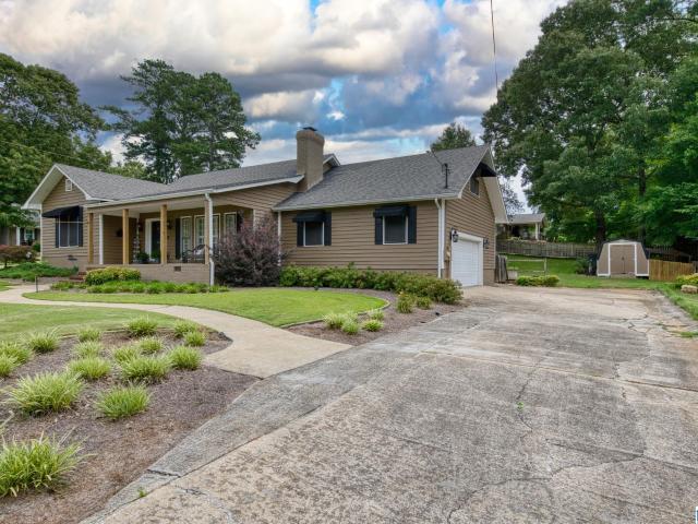 806 Roy Court