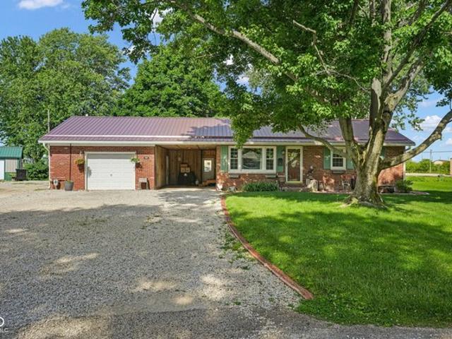 806 W Walnut Dr, Rockville, IN 47872