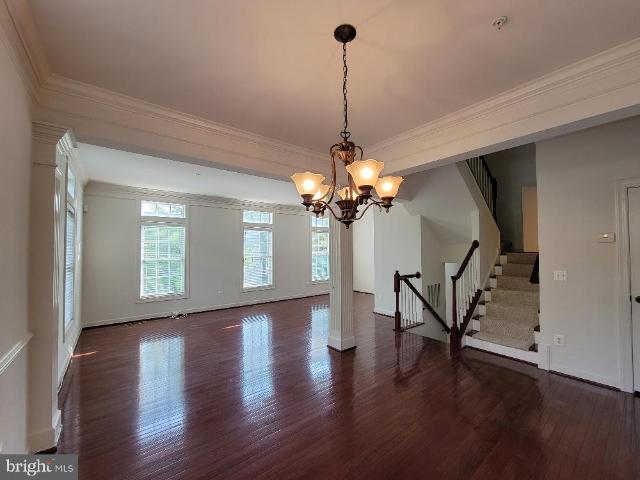806 W Glebe Road