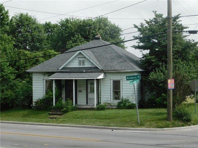 806 W Mulberry St, Salem, IN 47167