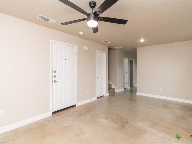 806 White Meadow Ln, Unit B, Harker Heights, TX 76548 | MLS #602865 | Compass