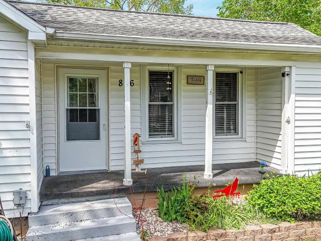 806 WILLOW Street