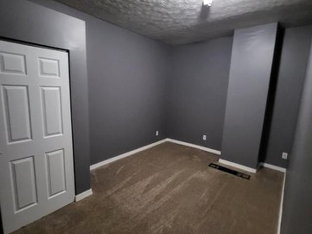 806 Xenia Ave, Dayton, OH 45410