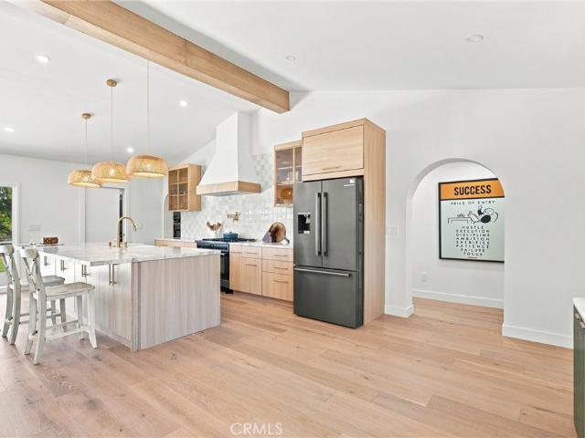 8075 Fruitvale Avenue