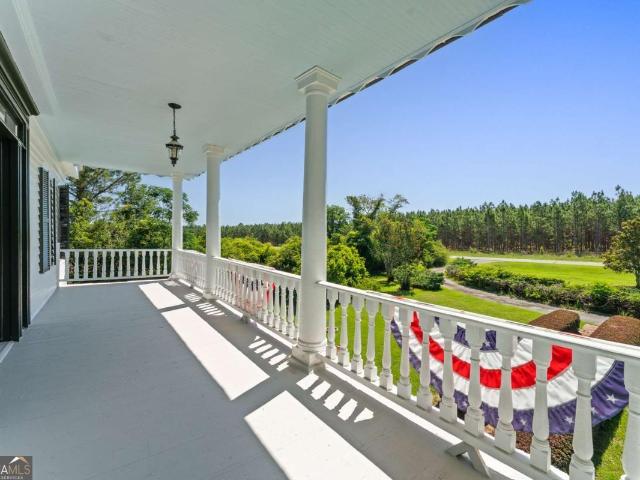 8075 Lakeview Road