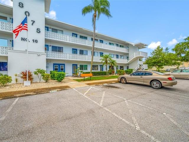 8075 th St Apt 104, Seminole, FL 33772