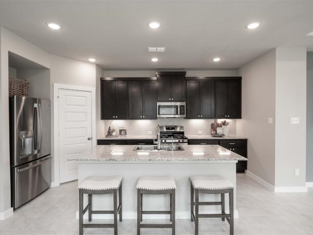 8070 Magnolia Prairie Lane