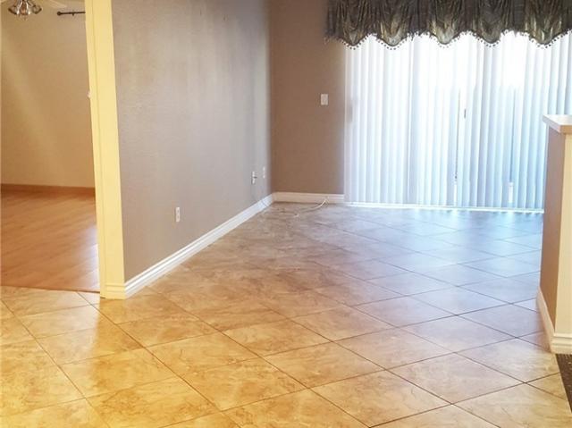 8070 RUSSELL Road 1010