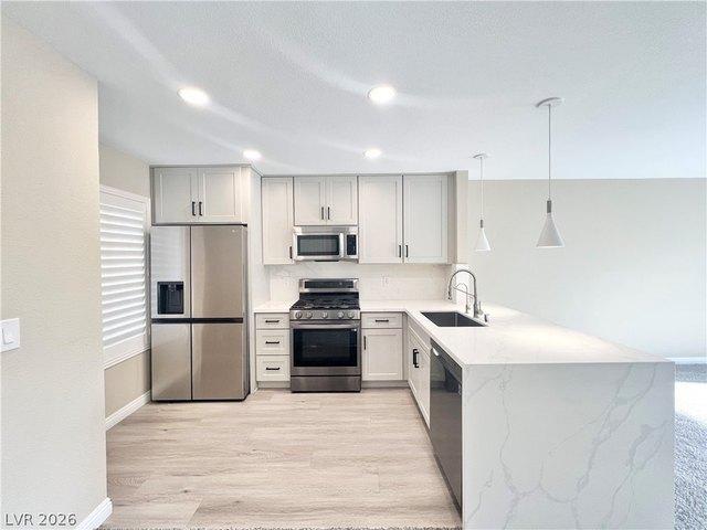 8070 W Russell Rd Unit 2070, Las Vegas, NV 89113