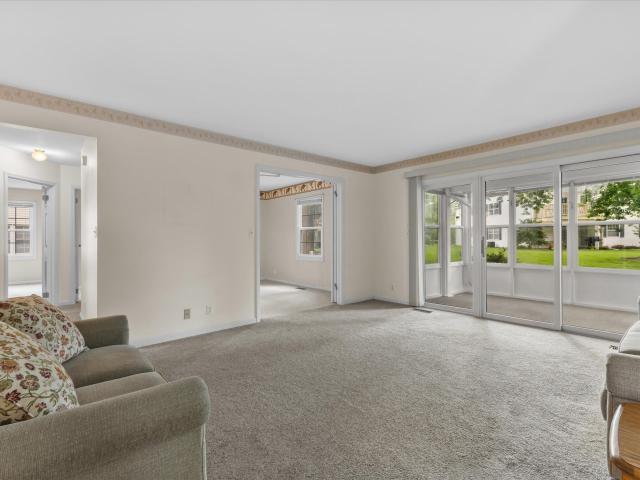 8073 43rd Ave, Unit 8A