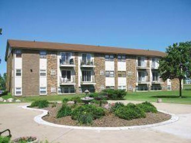 807 14th Avenue NW Adventureland Village