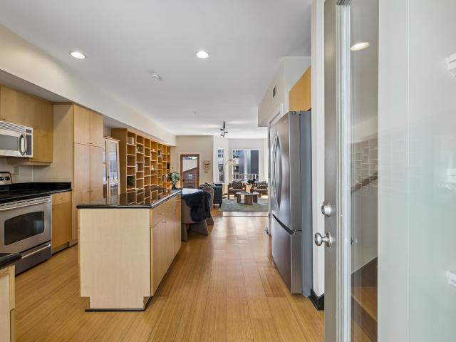 807 18th Ave S # 306