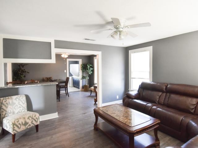 807 7th St, Unit 2, Galveston, TX 77550 | MLS #16819