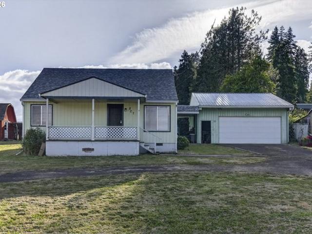 807 Cedar St, Yoncalla, OR 97499