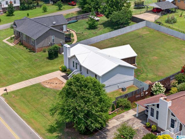 807 Church Avenue Ne