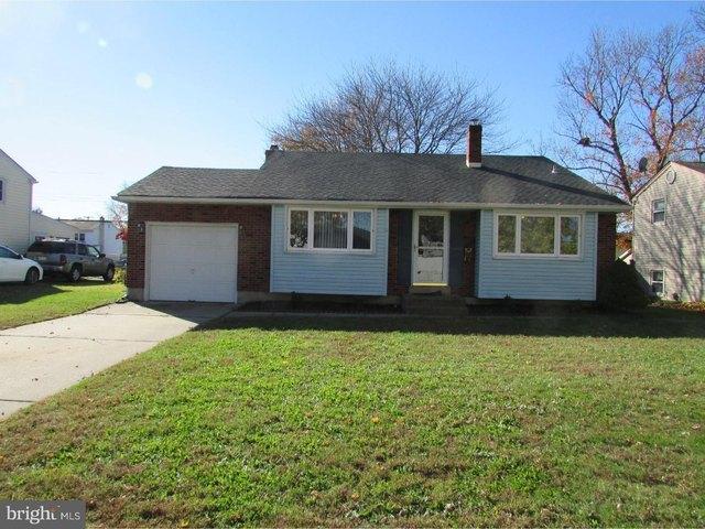 807 Arthur Ave, Bristol, PA 19007