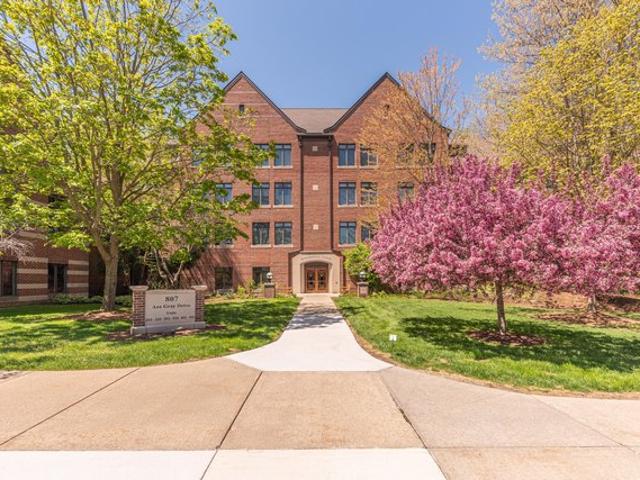 807 Asa Gray Dr Apt 302, Ann Arbor, MI 48105
