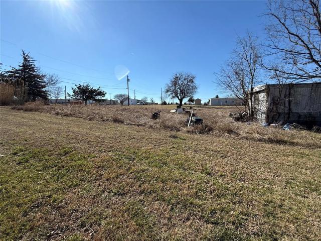 807 Bois D Arc St, Whitewright, TX 75491 | MLS #21188 | Compass