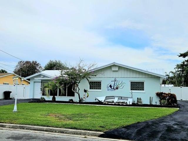 807 Grandview Blvd, Fort Pierce, FL 34982