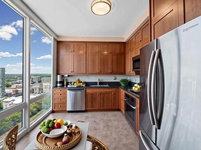 807 Davis Street # 2212