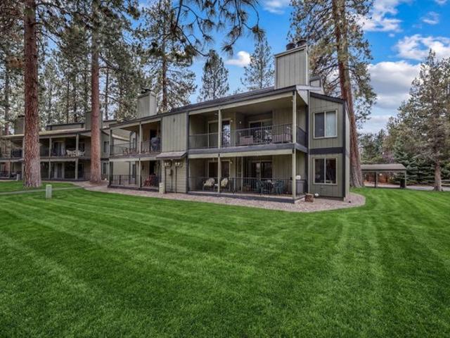 807 E Desperado Trl Unit 101, Sisters, OR 97759