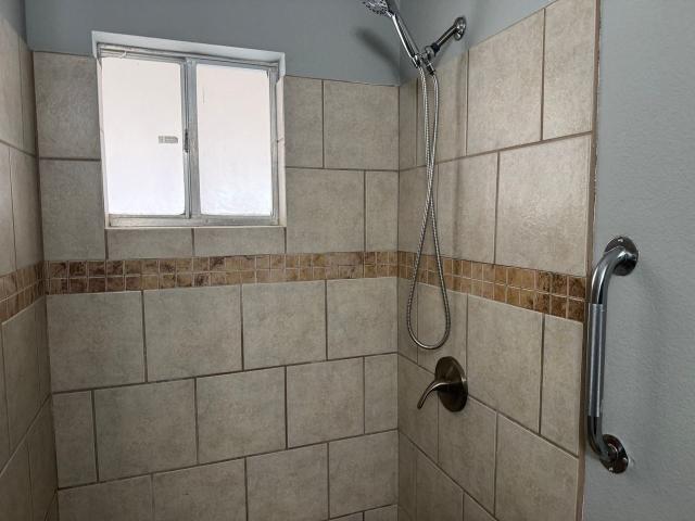 807 E Southcross Blvd 1 Bedroom Apartment for Rent at 807 E Southcross Blvd, San Antonio, TX 78214