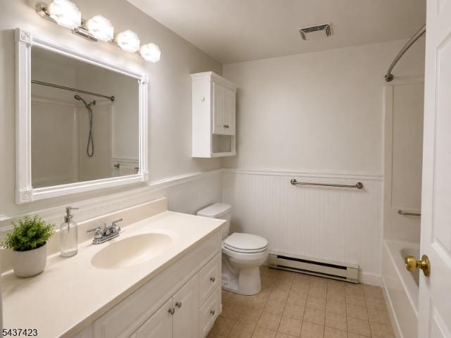 807 Eves Dr 3Q