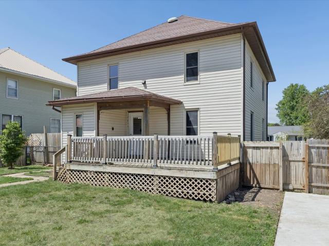 807 Fulton Street