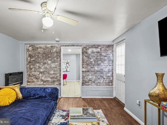 807 Houston Avenue # 4