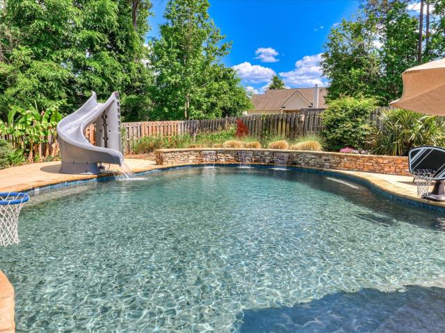807 Herrington Drive