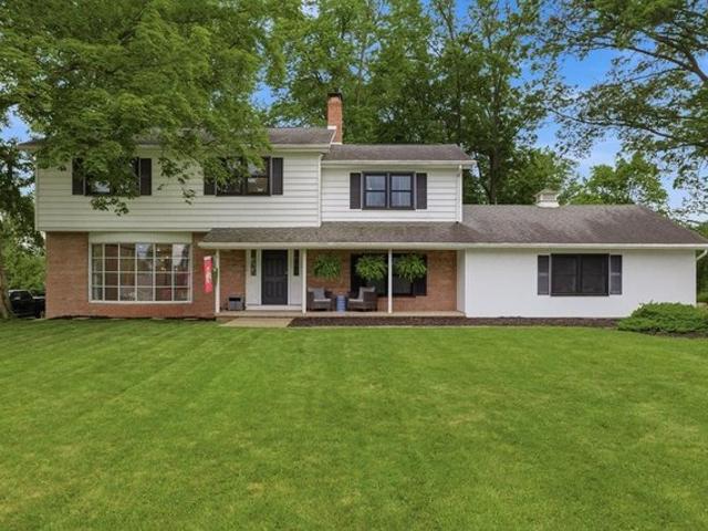 807 Hillcrest Dr, Ashland, OH 44805
