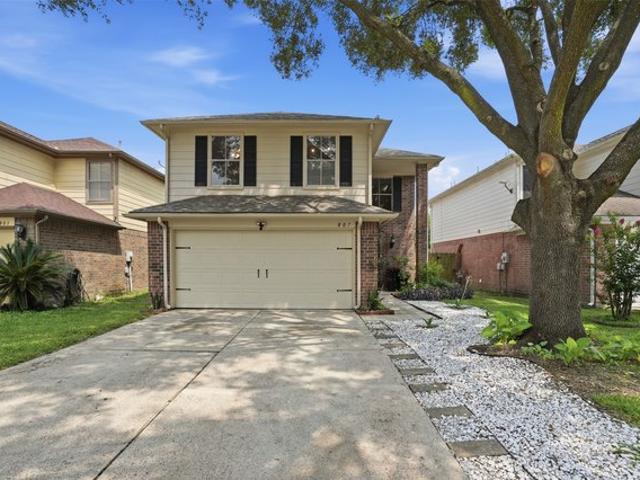 807 Oak Dr W, Houston, TX 77073