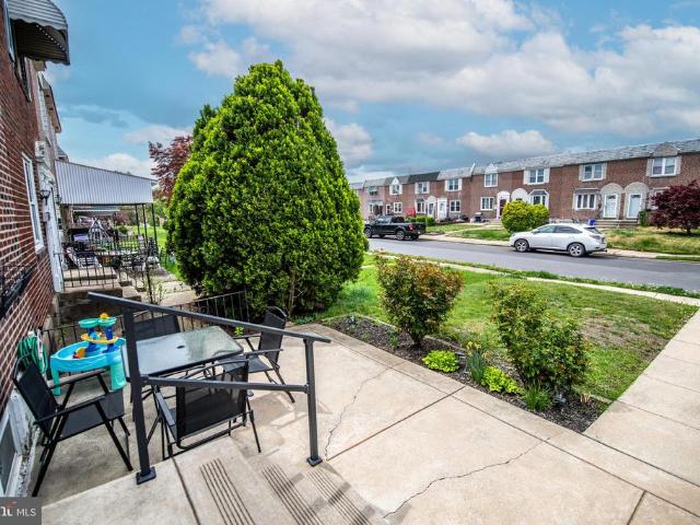 807 Oakwood Drive
