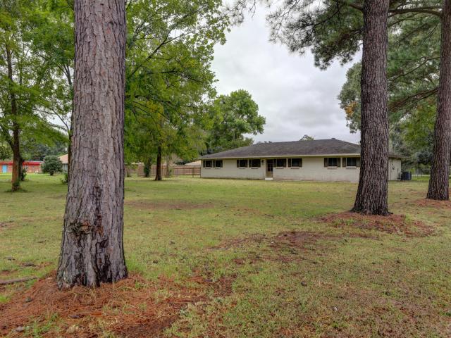807 La Neuville Rd, Lafayette, LA 70508 | MLS #RA18010