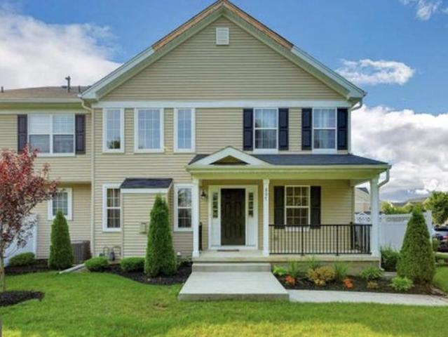 807 Lexington Mews, Swedesboro, NJ 08085
