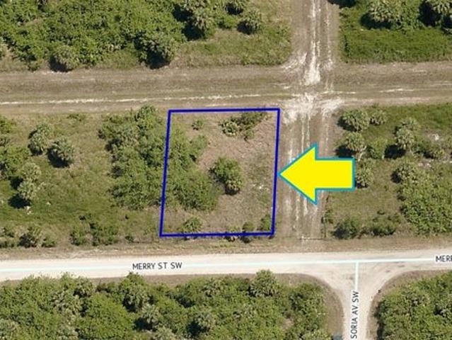 807 Merry St SW, Palm Bay, FL 32908