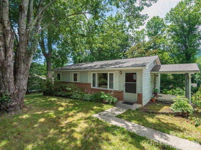 807 N Cherokee Ave, Black Mountain, NC 28711