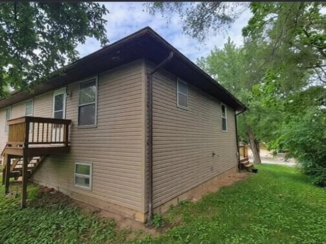 807 N Clark Ave, Edgerton, MO 64444