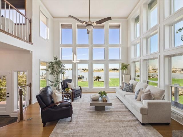807 N Shore Drive